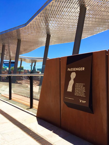 Yagan Square - Publik