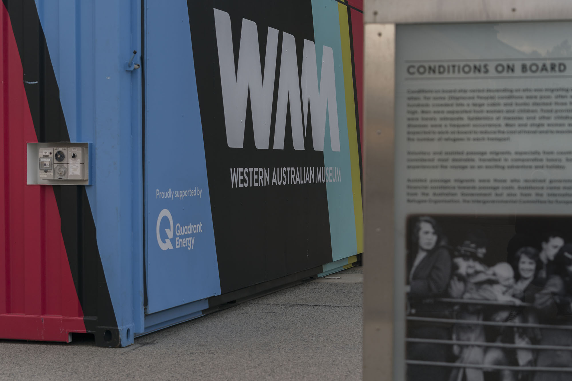 WAM Travelling Sea Container - Publik