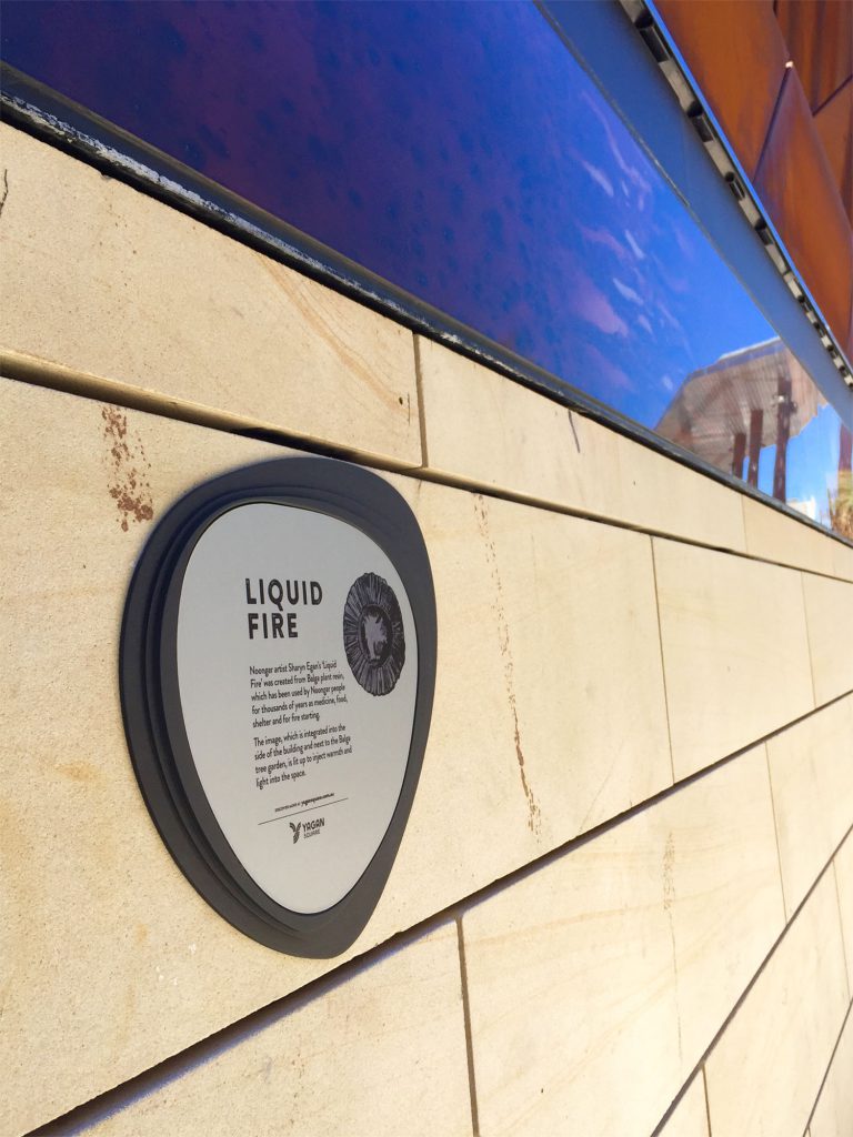 Yagan Square - Publik